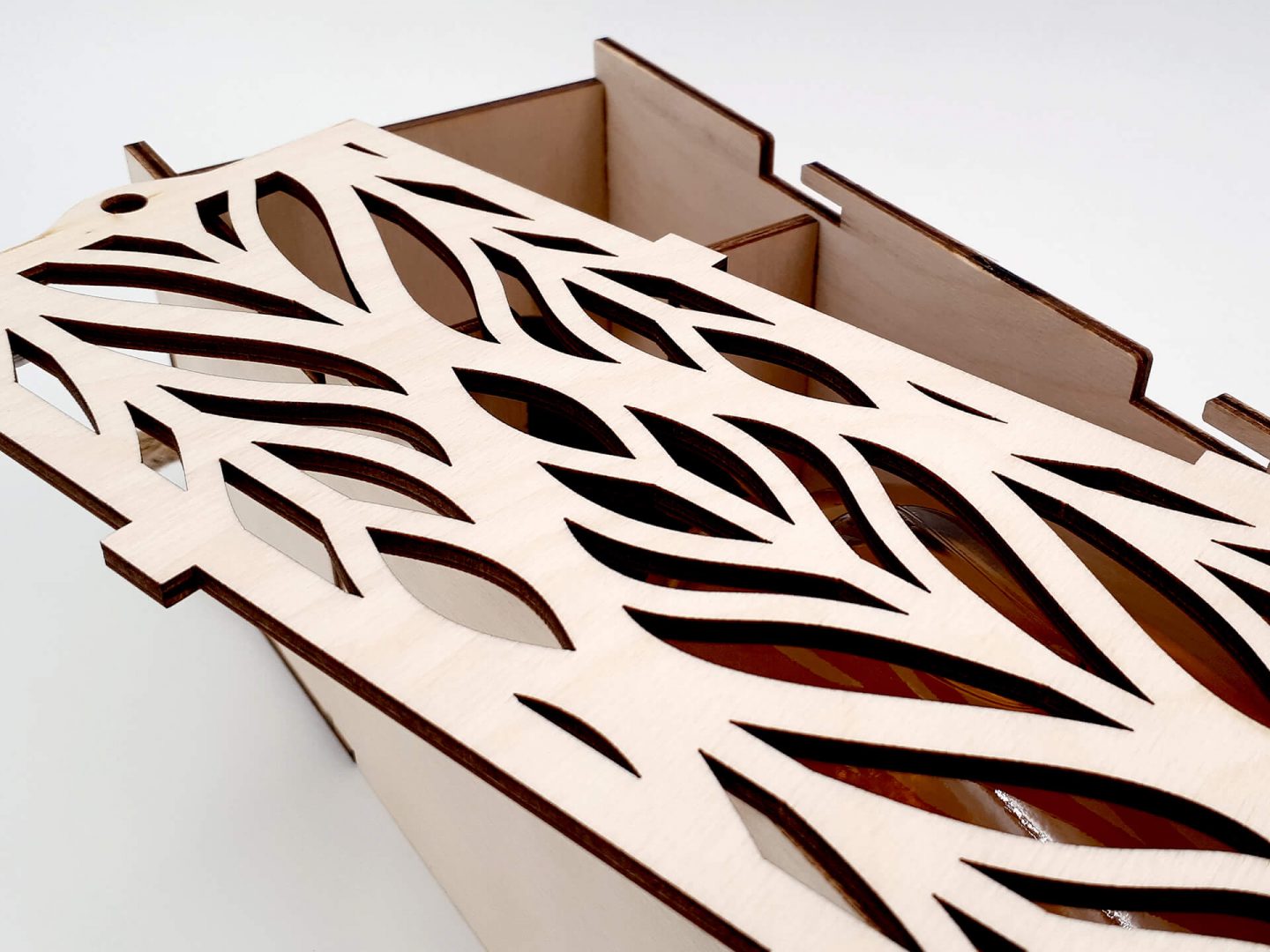 Ξύλινη Συσκευασία Κρασιού “Leaves'' - Gift & Design